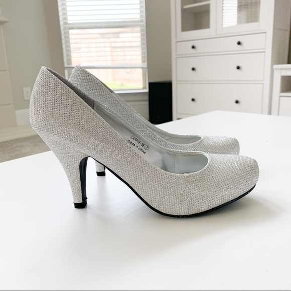 Mascotte | Shoes | Mascotte Silver Heels Carrie38 | Poshmark